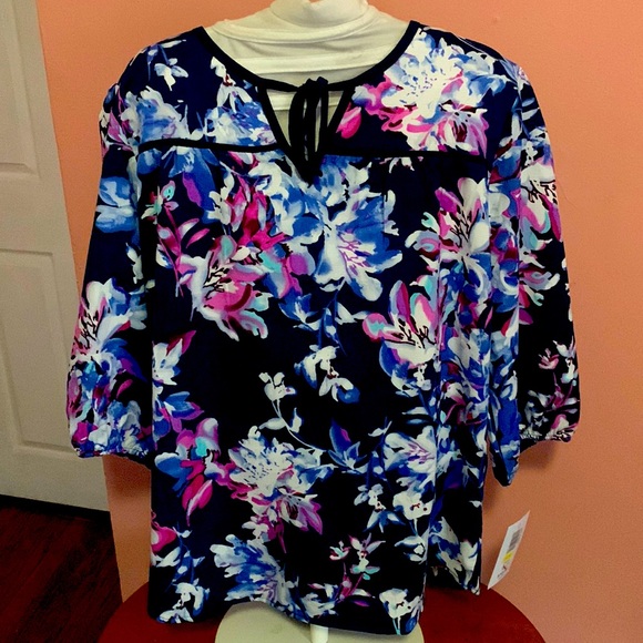 Bon Worth | Tops | Nwts Bon Worth Size Xsp Shirt | Poshmark